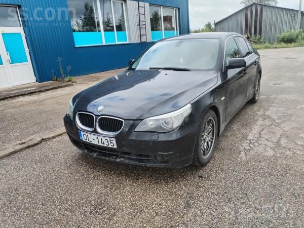 Melns BMW 520 2006 Daugavpils, ar dzinēja tilpumu 2.00 L un nobraukumu 537 tūkst. km par 2300 €, foto 1 vietnē AUTOMOTO.COM.LV