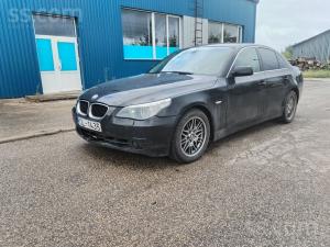 Melns BMW 520 2006 Daugavpils, ar dzinēja tilpumu 2.00 L un nobraukumu 537 tūkst. km par 2300 €, foto 3 vietnē AUTOMOTO.COM.LV