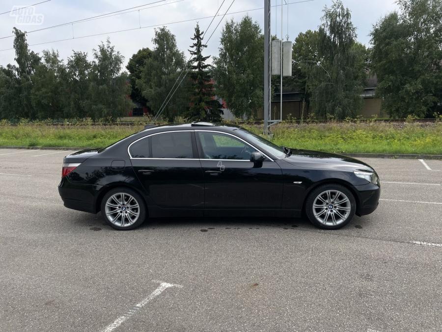 Melns BMW 520 2006 Radviliškis, ar dzinēja tilpumu 2.00 L un nobraukumu 390 tūkst. km par 3100 €, foto 6 vietnē AUTOMOTO.COM.LV