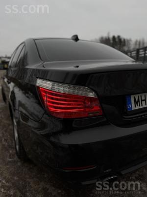 Black BMW 520 2007 in Riga, with an engine capacity of 2.00 L and mileage of 255 thousand km for 6200 €, photo 6 on AUTOMOTO.COM.LV