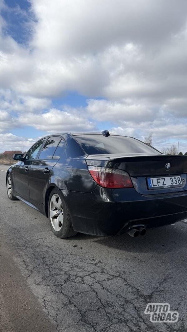 Black BMW 520 2007 in Vilnius, with an engine capacity of 2.00 L and mileage of 400 thousand km for 2300 €, photo 5 on AUTOMOTO.COM.LV