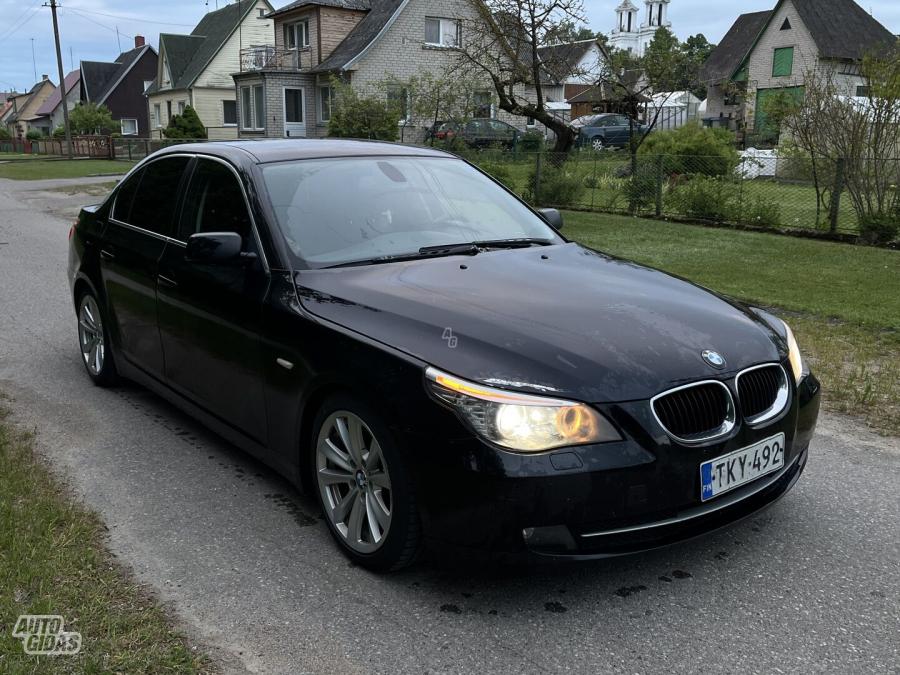 Black BMW 520 2007 in Ariogala, with an engine capacity of 2.00 L and mileage of 701 thousand km for 2250 €, photo 3 on AUTOMOTO.COM.LV