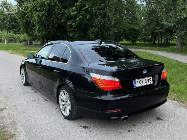 Black BMW 520 2007 in Ariogala, with an engine capacity of 2.00 L and mileage of 701 thousand km for 2250 €, photo 4 on AUTOMOTO.COM.LV