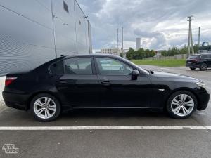 Black BMW 520 2007 in Telschi, with an engine capacity of 2.00 L and mileage of 453 thousand km for 3100 €, photo 4 on AUTOMOTO.COM.LV