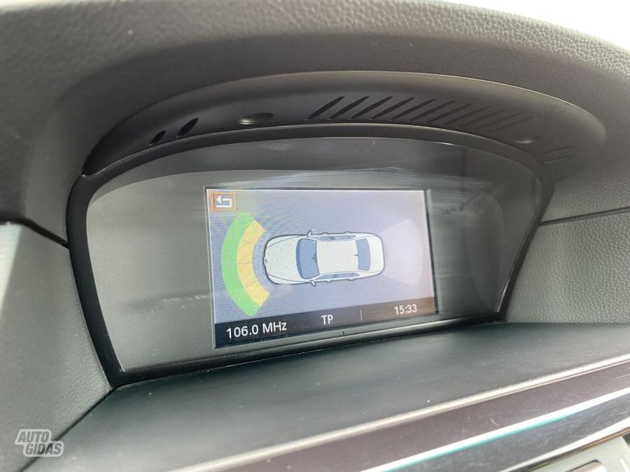 Black BMW 520 2007 in Telschi, with an engine capacity of 2.00 L and mileage of 453 thousand km for 3100 €, photo 16 on AUTOMOTO.COM.LV