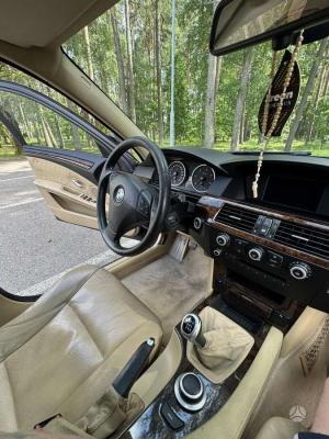 Melns BMW 520 2007 Marijampole, ar dzinēja tilpumu 2.00 L un nobraukumu 400 tūkst. km par 3400 €, foto 18 vietnē AUTOMOTO.COM.LV