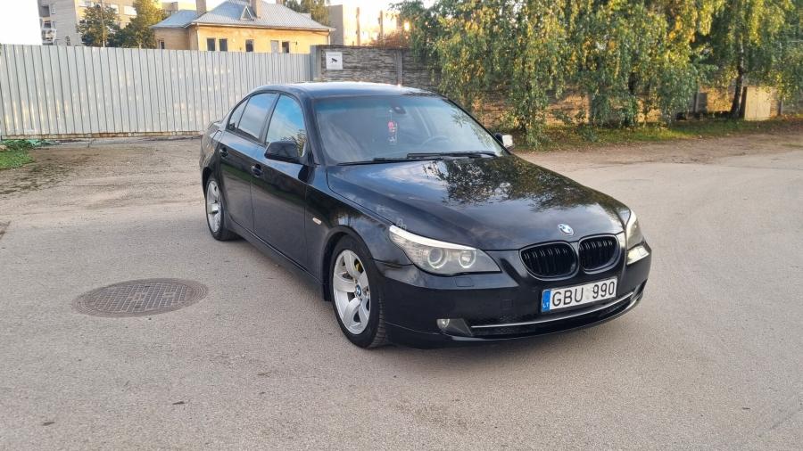 Black BMW 520 2007 in Kaunas, with an engine capacity of 2.00 L and mileage of 365 thousand km for 2399 €, photo 3 on AUTOMOTO.COM.LV