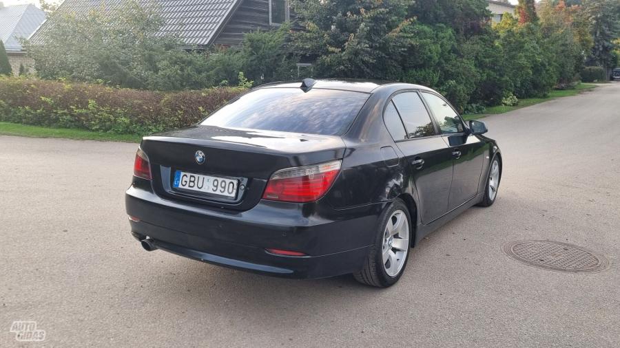 Black BMW 520 2007 in Kaunas, with an engine capacity of 2.00 L and mileage of 365 thousand km for 2399 €, photo 4 on AUTOMOTO.COM.LV