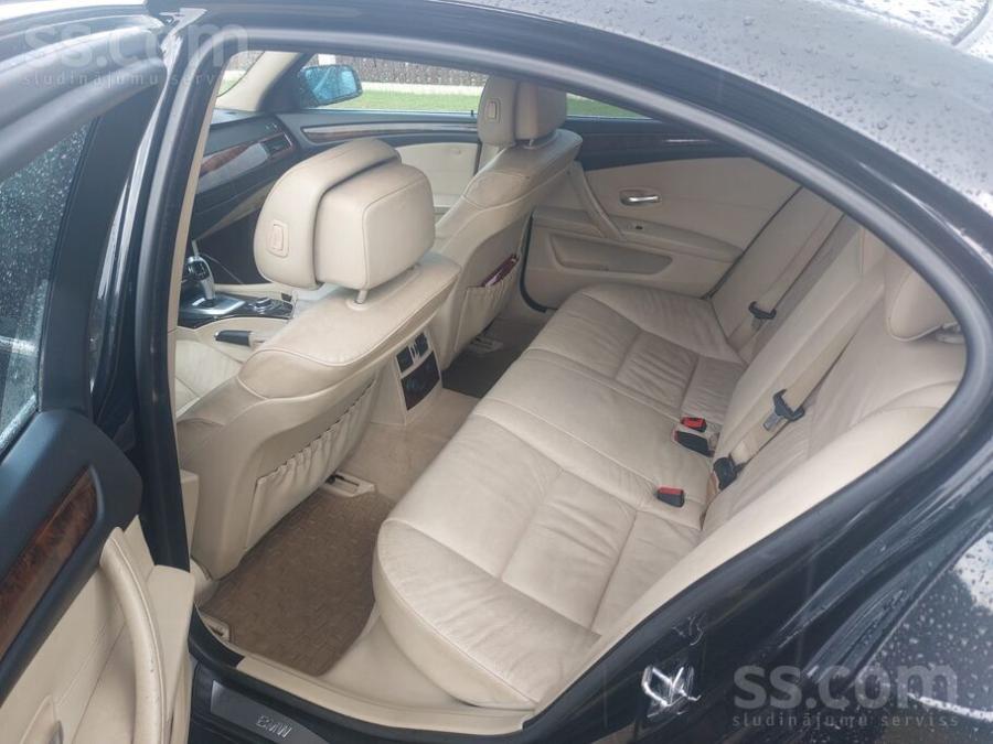 Melns BMW 520 2008 Daugavpils, ar dzinēja tilpumu 2.00 L un nobraukumu 347 tūkst. km par 3450 €, foto 7 vietnē AUTOMOTO.COM.LV