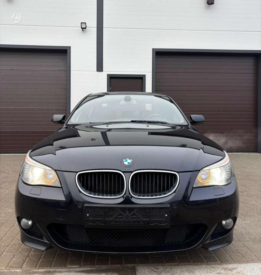 Black BMW 520 2008 in Utena, with an engine capacity of 2.00 L and mileage of 279 thousand km for 5850 €, photo 2 on AUTOMOTO.COM.LV