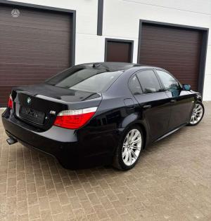 Black BMW 520 2008 in Utena, with an engine capacity of 2.00 L and mileage of 279 thousand km for 5850 €, photo 4 on AUTOMOTO.COM.LV