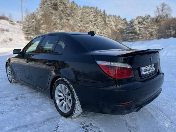 Melns BMW 520 2008 Viļņa, ar dzinēja tilpumu 2.00 L un nobraukumu 391 tūkst. km par 4900 €, foto 6 vietnē AUTOMOTO.COM.LV