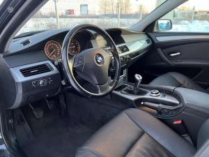 Black BMW 520 2008 in Taurage, with an engine capacity of 2.00 L and mileage of 280 thousand km for 4700 €, photo 11 on AUTOMOTO.COM.LV