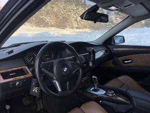 Melns BMW 520 2008 Viļņa, ar dzinēja tilpumu 2.00 L un nobraukumu 395 tūkst. km par 4700 €, foto 7 vietnē AUTOMOTO.COM.LV