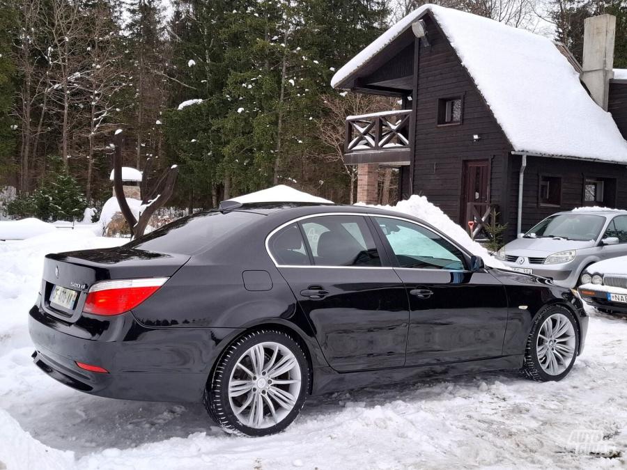 Melns BMW 520 2008 Telšiai, ar dzinēja tilpumu 2.00 L un nobraukumu 239 tūkst. km par 4450 €, foto 5 vietnē AUTOMOTO.COM.LV