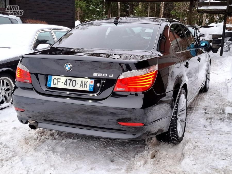 Melns BMW 520 2008 Telšiai, ar dzinēja tilpumu 2.00 L un nobraukumu 239 tūkst. km par 4450 €, foto 14 vietnē AUTOMOTO.COM.LV