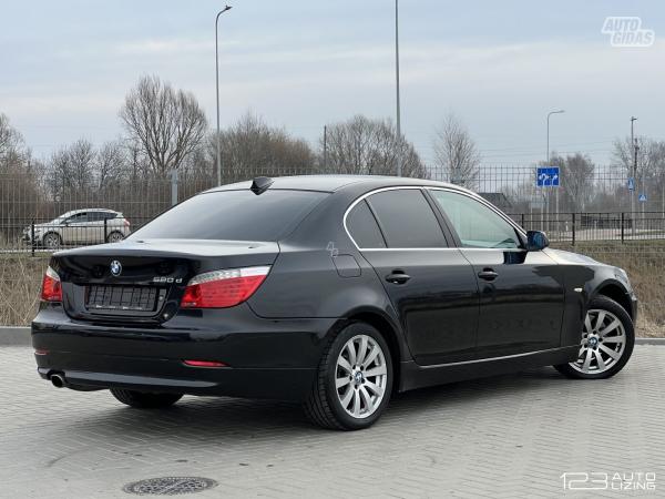 Melns BMW 520 2008 Tauragė, ar dzinēja tilpumu 2.00 L un nobraukumu 280 tūkst. km par 4600 €, foto 10 vietnē AUTOMOTO.COM.LV