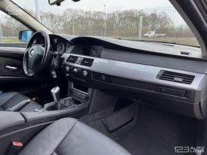 Melns BMW 520 2008 Tauragė, ar dzinēja tilpumu 2.00 L un nobraukumu 280 tūkst. km par 4600 €, foto 15 vietnē AUTOMOTO.COM.LV