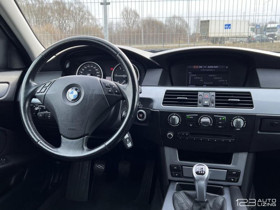 Melns BMW 520 2008 Tauragė, ar dzinēja tilpumu 2.00 L un nobraukumu 280 tūkst. km par 4600 €, foto 17 vietnē AUTOMOTO.COM.LV