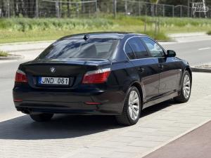Black BMW 520 2008 in Vilnius, with an engine capacity of 2.00 L and mileage of 230 thousand km for 3290 €, photo 10 on AUTOMOTO.COM.LV