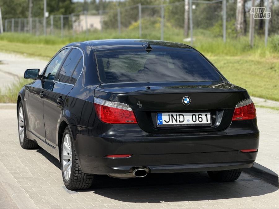 Black BMW 520 2008 in Vilnius, with an engine capacity of 2.00 L and mileage of 230 thousand km for 3290 €, photo 14 on AUTOMOTO.COM.LV