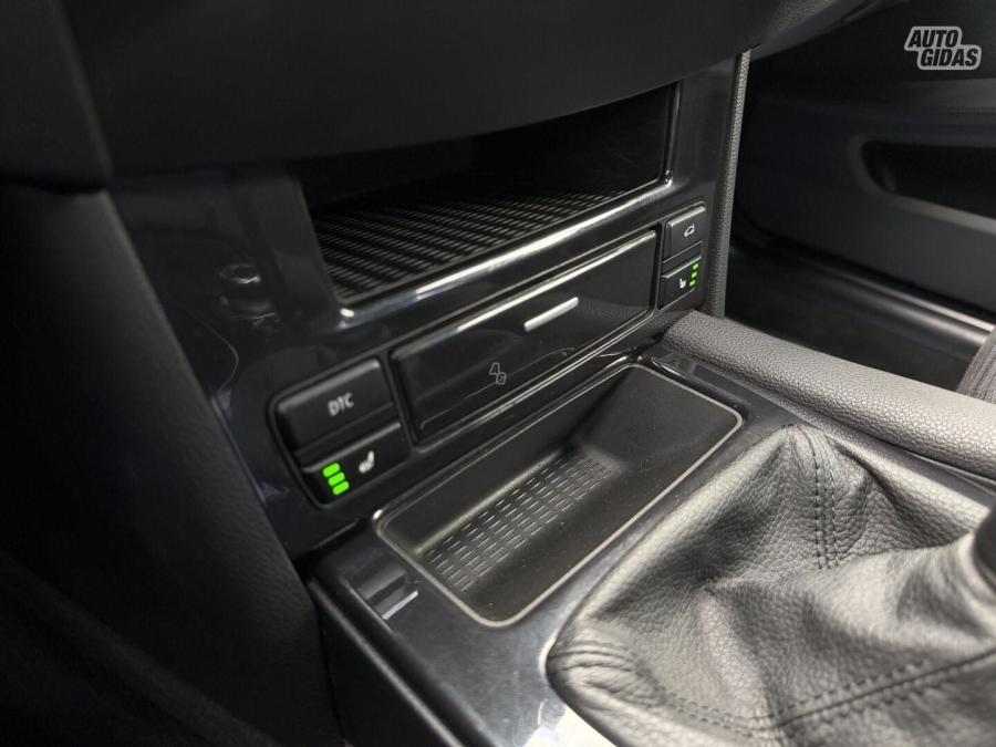 Black BMW 520 2008 in Vilnius, with an engine capacity of 2.00 L and mileage of 230 thousand km for 3290 €, photo 26 on AUTOMOTO.COM.LV