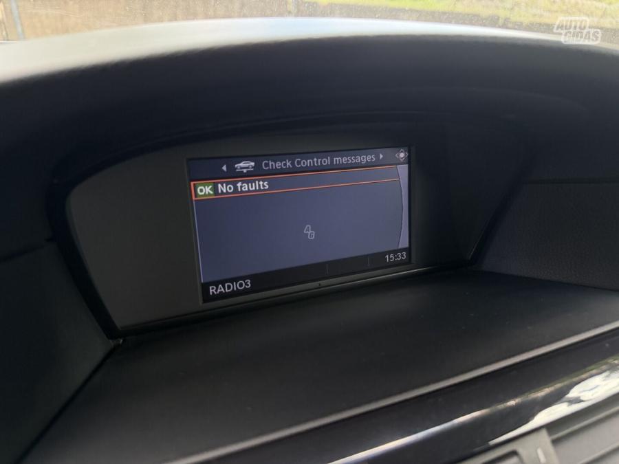 Black BMW 520 2008 in Vilnius, with an engine capacity of 2.00 L and mileage of 230 thousand km for 3290 €, photo 28 on AUTOMOTO.COM.LV