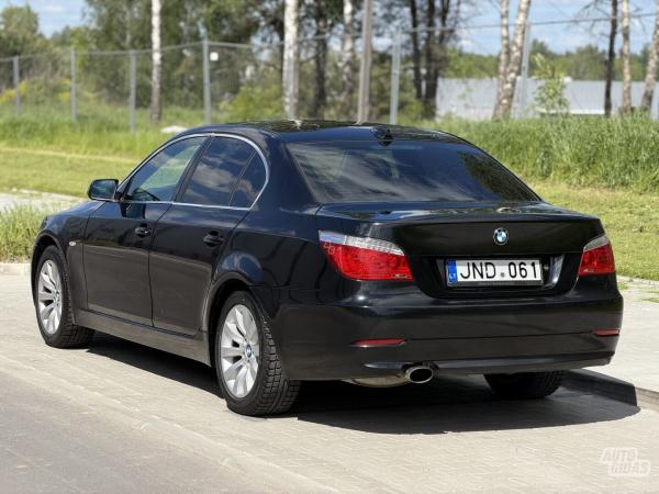 Black BMW 520 2008 in Vilnius, with an engine capacity of 2.00 L and mileage of 230 thousand km for 3150 €, photo 2 on AUTOMOTO.COM.LV