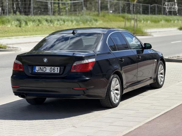 Black BMW 520 2008 in Vilnius, with an engine capacity of 2.00 L and mileage of 230 thousand km for 3150 €, photo 5 on AUTOMOTO.COM.LV