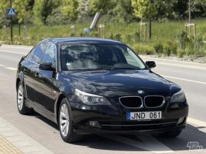 Black BMW 520 2008 in Vilnius, with an engine capacity of 2.00 L and mileage of 230 thousand km for 3150 €, photo 15 on AUTOMOTO.COM.LV