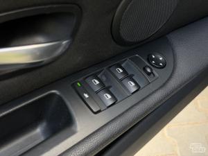 Black BMW 520 2008 in Vilnius, with an engine capacity of 2.00 L and mileage of 230 thousand km for 3150 €, photo 22 on AUTOMOTO.COM.LV