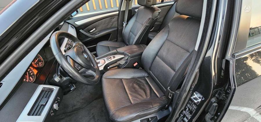 Melns BMW 520 2008 Klaipėda, ar dzinēja tilpumu 2.00 L un nobraukumu 268 tūkst. km par 6799 €, foto 15 vietnē AUTOMOTO.COM.LV
