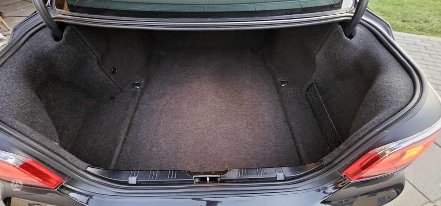 Melns BMW 520 2008 Klaipėda, ar dzinēja tilpumu 2.00 L un nobraukumu 268 tūkst. km par 6799 €, foto 21 vietnē AUTOMOTO.COM.LV
