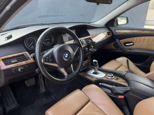 Melns BMW 520 2008 Viļņa, ar dzinēja tilpumu 2.00 L un nobraukumu 389 tūkst. km par 3500 €, foto 7 vietnē AUTOMOTO.COM.LV