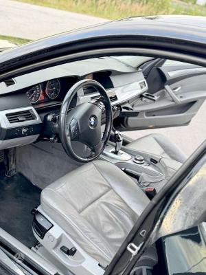 Melns BMW 520 2008 Radviliškis, ar dzinēja tilpumu 2.00 L un nobraukumu 329 tūkst. km par 3900 €, foto 13 vietnē AUTOMOTO.COM.LV