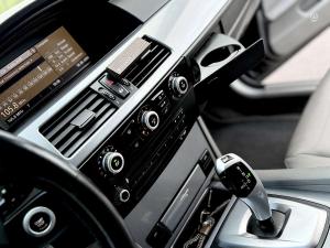 Melns BMW 520 2008 Radviliškis, ar dzinēja tilpumu 2.00 L un nobraukumu 329 tūkst. km par 3900 €, foto 17 vietnē AUTOMOTO.COM.LV