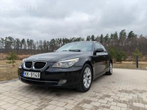 Черный БМВ 520 2009 в Рига, объемом двигателя 2.00 л и пробегом 326 тыс. км за 4900 €, фото  на AUTOMOTO.COM.LV