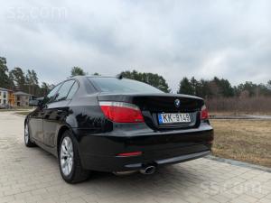 Melns BMW 520 2009 Rīga, ar dzinēja tilpumu 2.00 L un nobraukumu 326 tūkst. km par 4900 €, foto 4 vietnē AUTOMOTO.COM.LV