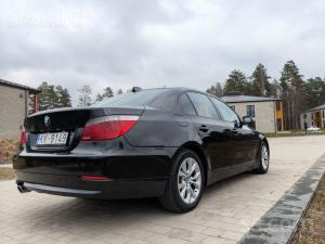 Melns BMW 520 2009 Rīga, ar dzinēja tilpumu 2.00 L un nobraukumu 326 tūkst. km par 4900 €, foto 5 vietnē AUTOMOTO.COM.LV