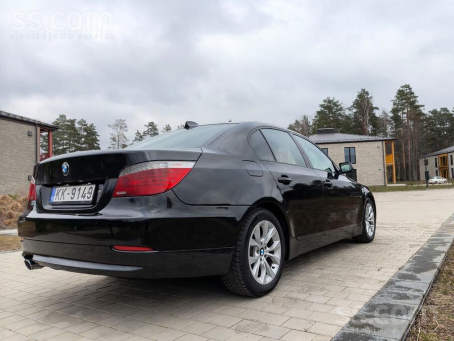 Melns BMW 520 2009 Rīga, ar dzinēja tilpumu 2.00 L un nobraukumu 326 tūkst. km par 4900 €, foto 5 vietnē AUTOMOTO.COM.LV