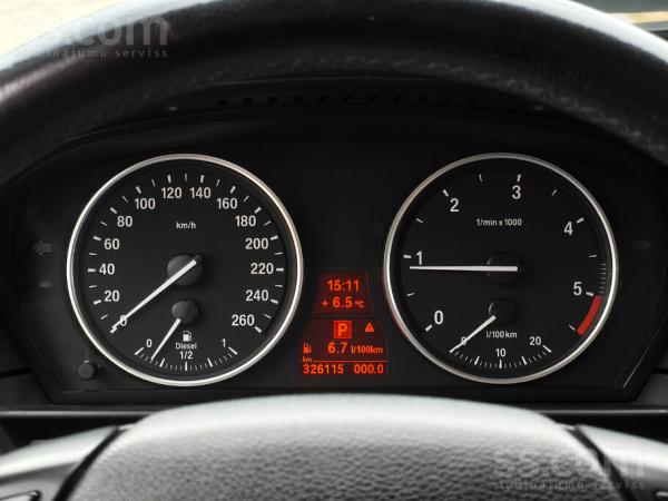 Melns BMW 520 2009 Rīga, ar dzinēja tilpumu 2.00 L un nobraukumu 326 tūkst. km par 4900 €, foto 6 vietnē AUTOMOTO.COM.LV