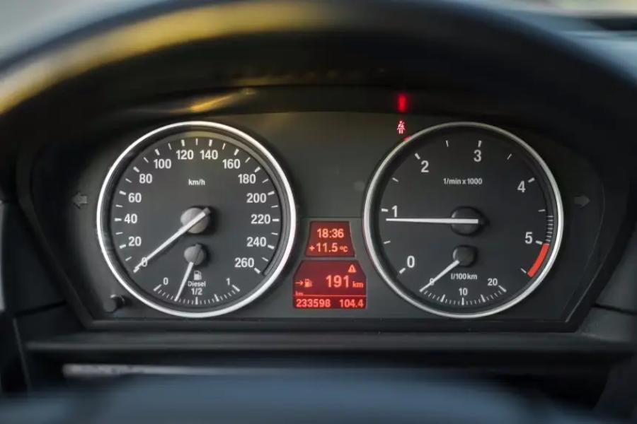Melns BMW 520 2009 Liepāja, ar dzinēja tilpumu 2.00 L un nobraukumu 234 tūkst. km par 5750 €, foto 17 vietnē AUTOMOTO.COM.LV