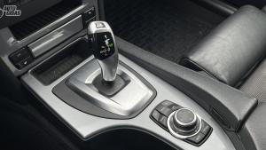 Black BMW 520 2009 in Marijampole, with an engine capacity of 2.00 L and mileage of 292 thousand km for 5250 €, photo 4 on AUTOMOTO.COM.LV