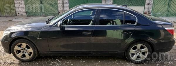 Черный БМВ 520 2009 в Вентспилс, объемом двигателя 2.00 л и пробегом 320 тыс. км за 5200 €, фото 3 на AUTOMOTO.COM.LV