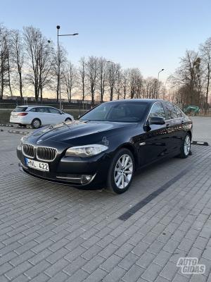 Melns BMW 520 2010 Kauņa, ar dzinēja tilpumu 2.00 L un nobraukumu 279 tūkst. km par 9500 €, foto 3 vietnē AUTOMOTO.COM.LV