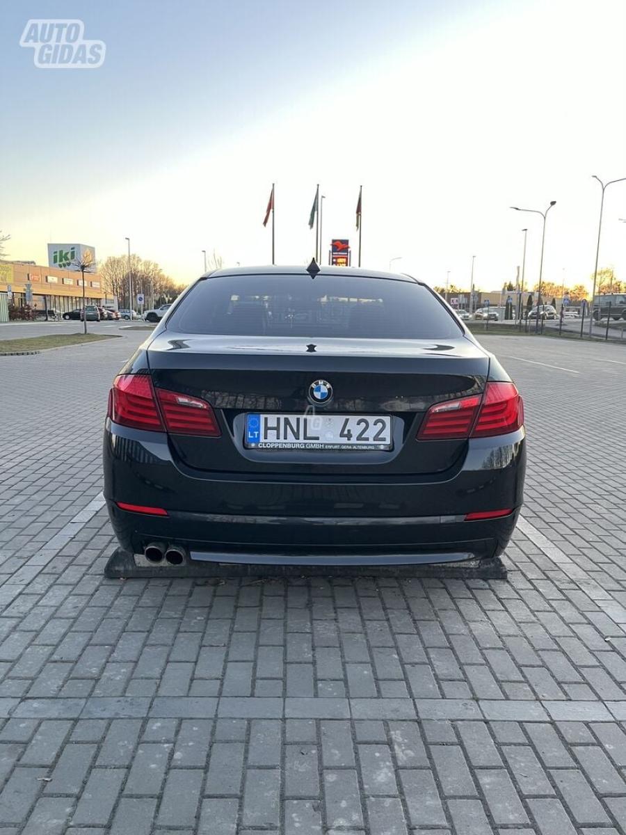 Melns BMW 520 2010 Kauņa, ar dzinēja tilpumu 2.00 L un nobraukumu 279 tūkst. km par 9500 €, foto 8 vietnē AUTOMOTO.COM.LV