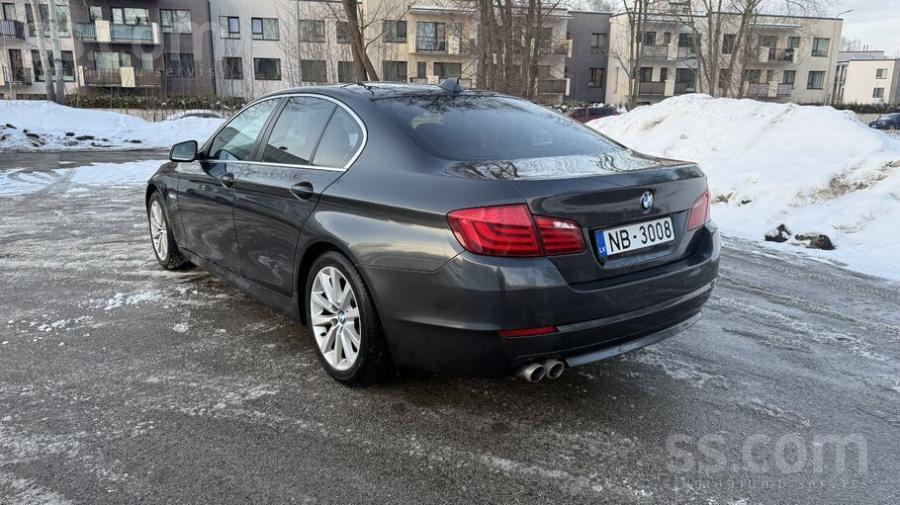 Melns BMW 520 2010 Rīga, ar dzinēja tilpumu 2.00 L un nobraukumu 261 tūkst. km par 7300 €, foto 8 vietnē AUTOMOTO.COM.LV