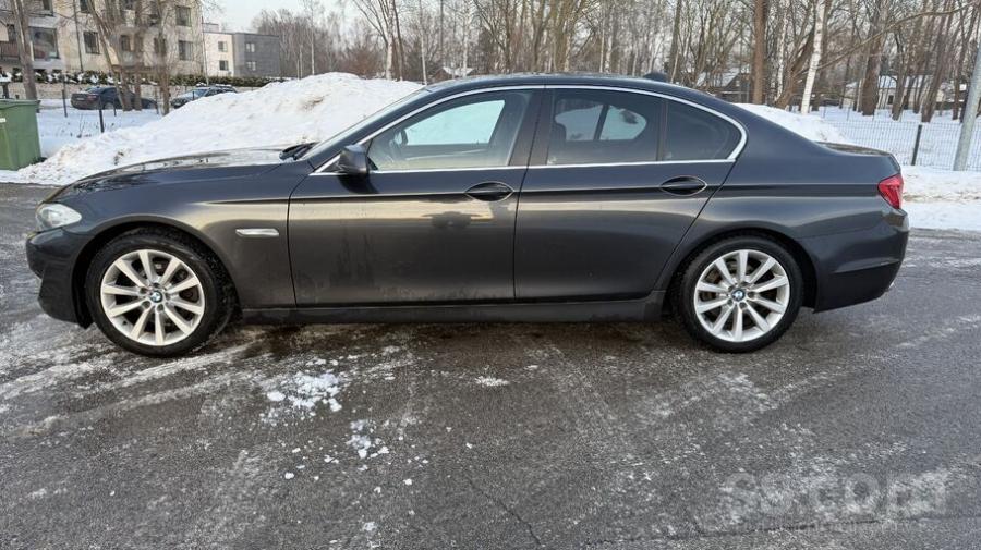 Melns BMW 520 2010 Rīga, ar dzinēja tilpumu 2.00 L un nobraukumu 261 tūkst. km par 7300 €, foto 9 vietnē AUTOMOTO.COM.LV