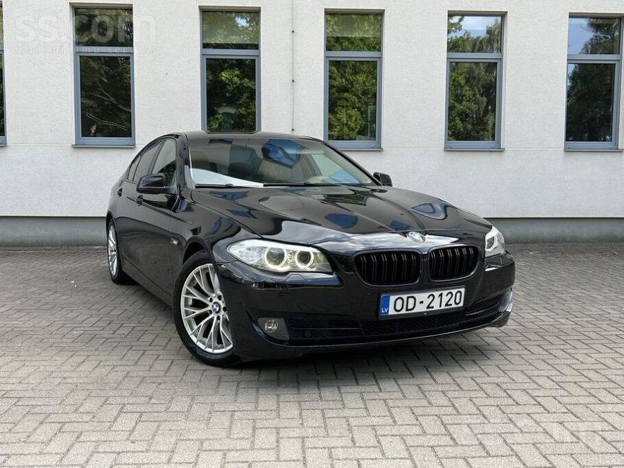 Melns BMW 520 2010 Jelgava, ar dzinēja tilpumu 2.00 L un nobraukumu 320 tūkst. km par 8500 €, foto 4 vietnē AUTOMOTO.COM.LV