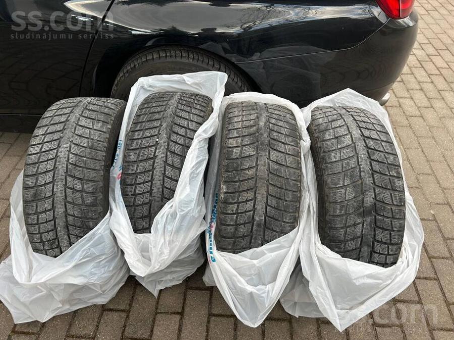 Melns BMW 520 2010 Jelgava, ar dzinēja tilpumu 2.00 L un nobraukumu 320 tūkst. km par 8500 €, foto 22 vietnē AUTOMOTO.COM.LV